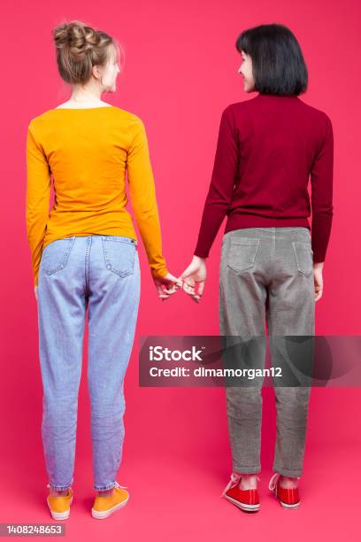 Konsep Gaya Hidup Remaja Potret Pasangan Lesbian Kaukasia Muda Yang