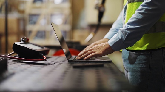 Programming Robot Controller Programming Robotic Arms In Factory Industrial Robotic Arms In