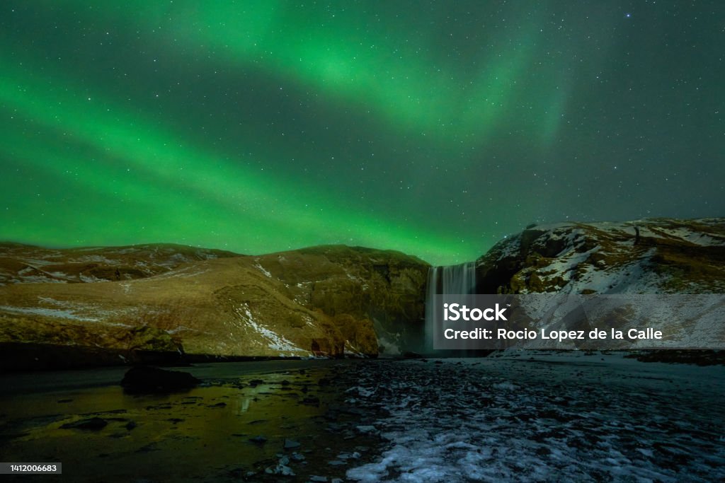 Auroras Boreales Sobre Skogafoss Foto de stock y más banco de imágenes ... Auroras Boreales Sobre Skogafoss Foto de stock y más banco de imágenes ...