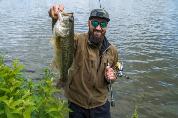 Largemouth Bass Fishing Largemouth Bass Fishing