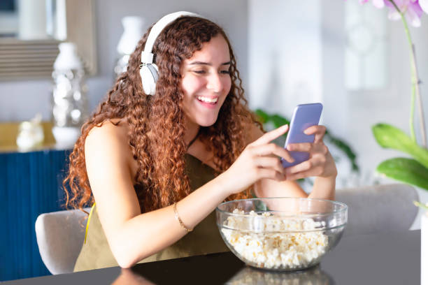 Watching Videos Pictures | Download Free Images on Unsplash