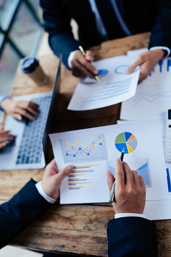 Strategi Analisis Rekan Kerja Kemitraan Bisnis Dengan Membahas Grafik