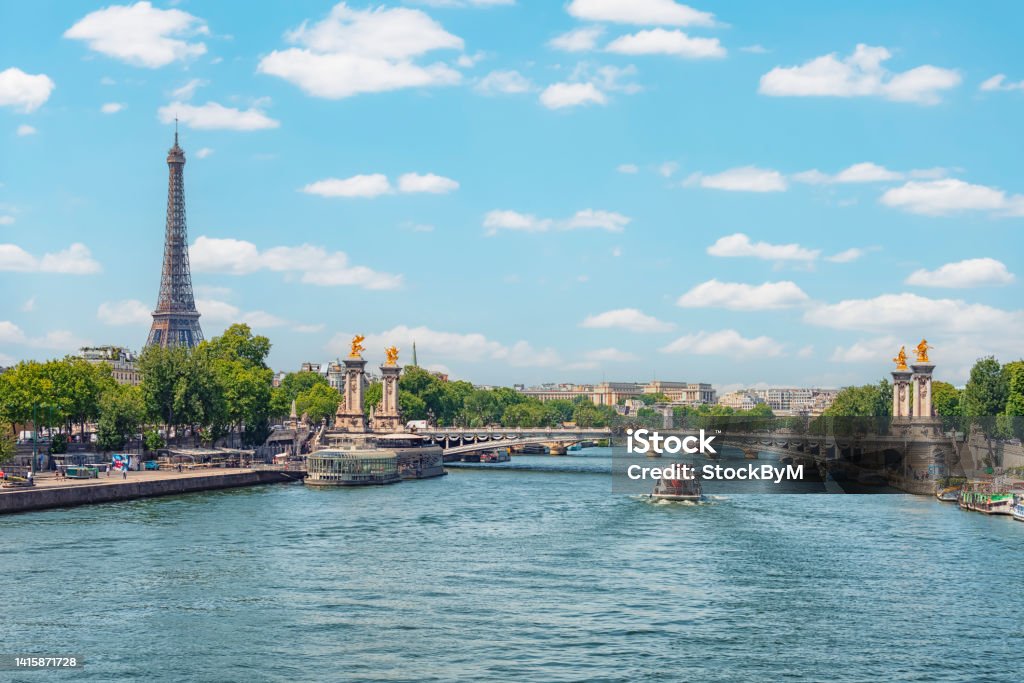 Photo Libre De Droit De Tour Eiffel À Paris Banque Dimages Et Plus D
