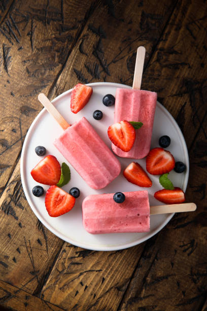 260+ Paletas De Yogurt Helado Fotografías de stock, fotos e imágenes ... 260+ Paletas De Yogurt Helado Fotografías de stock, fotos e imágenes ...