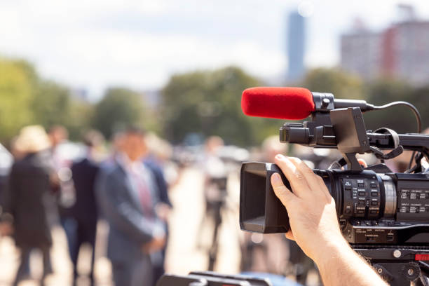 Reporters Pictures | Download Free Images on Unsplash
