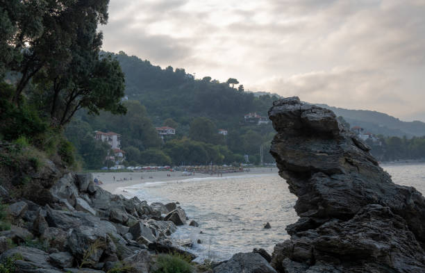 Mountain Edge Pictures | Download Free Images on Unsplash