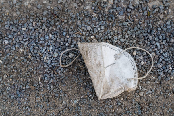 Free picture: dirty, mask, face mask, dust, dirt, road, trash, garbage ...