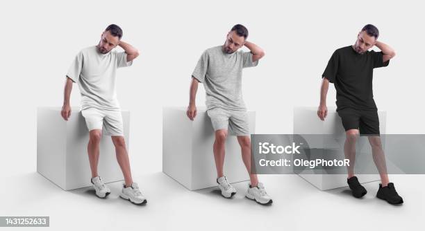 Mockup Jas Pria Putih Hitam Dan Heather Tshirt Kebesaran Pada Celana