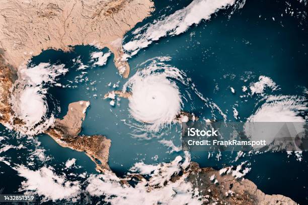 Photo Libre De Droit De Trois Ouragans Katia Irma Jose 2017 Carte Des
