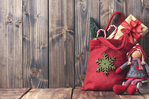 Dekorasi Natal Gantung Dengan Berbagai Ornamen Dekorasi Foto Stok ... Dekorasi Natal Gantung Dengan Berbagai Ornamen Dekorasi Foto Stok ...