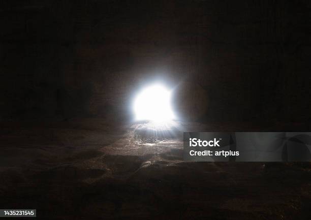 Kematian Dan Kebangkitan Yesus Kristus Kubur Dan Terang Foto Stok Unduh Gambar Sekarang Istock