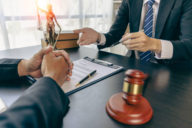 Comment contester un refus d’autorisation de travail Comment contester un refus d’autorisation de travail