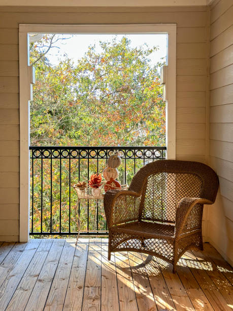 Porch Pictures | Download Free Images on Unsplash