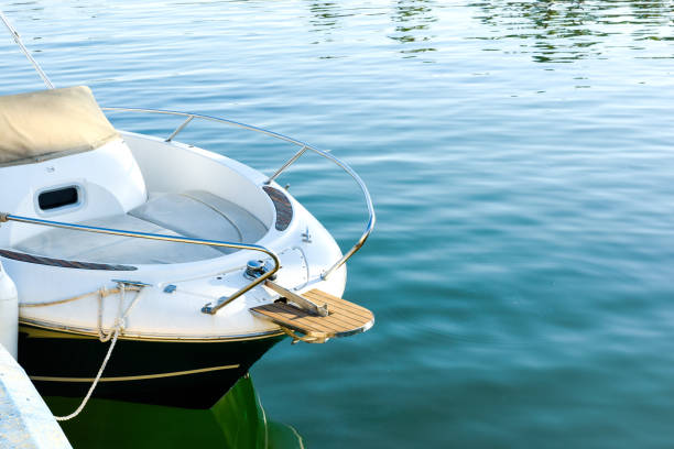 Speedboat Pictures | Download Free Images on Unsplash