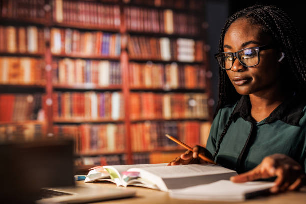 Study Books Pictures | Download Free Images on Unsplash