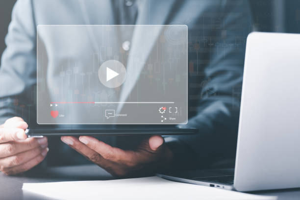 Watching Youtube Pictures | Download Free Images on Unsplash