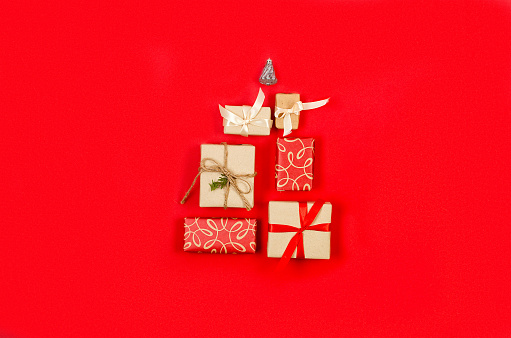 Konsep Dekorasi Natal Tampilan Atas Kotak Hadiah Yang Dibungkus Dengan ... Konsep Dekorasi Natal Tampilan Atas Kotak Hadiah Yang Dibungkus Dengan ...