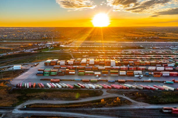 Intermodal Pictures | Download Free Images on Unsplash