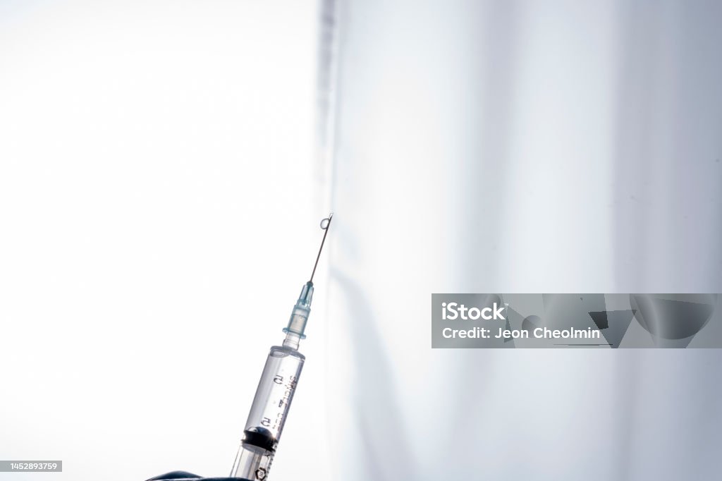 Preparing To Give An Injection Stock Photo - Download Image Now - COVID ... Preparing To Give An Injection Stock Photo - Download Image Now - COVID ...