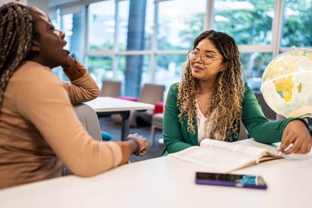 Black Women Talking Pictures | Download Free Images on Unsplash