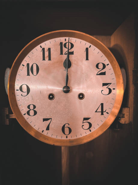 1000+ Wall Clock Pictures | Download Free Images on Unsplash