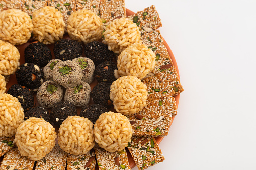 Gajak Mithai Pista Gazak Til Patti Or Papdi Til Laddu Or Ladoo Revdi
