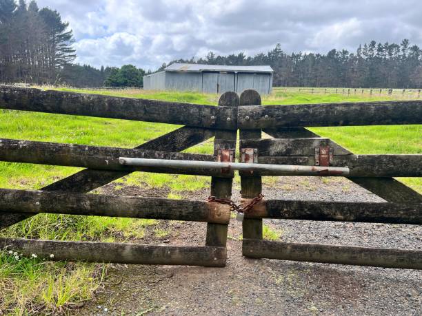 Free picture: fence, wooden, barn, gate, rustic, agriculture ...