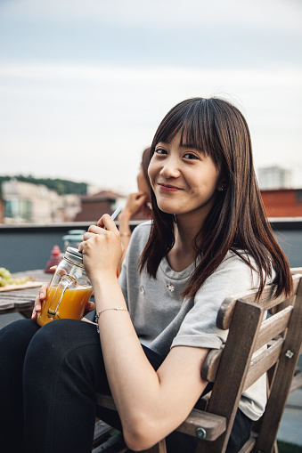 Photo Libre De Droit De Portrait Dune Fille Asiatique De La Génération