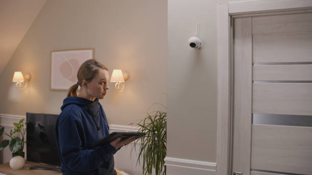 110+ Woman Installing Security Camera Stock Photos, Pictures & Royalty ... 110+ Woman Installing Security Camera Stock Photos, Pictures & Royalty ...