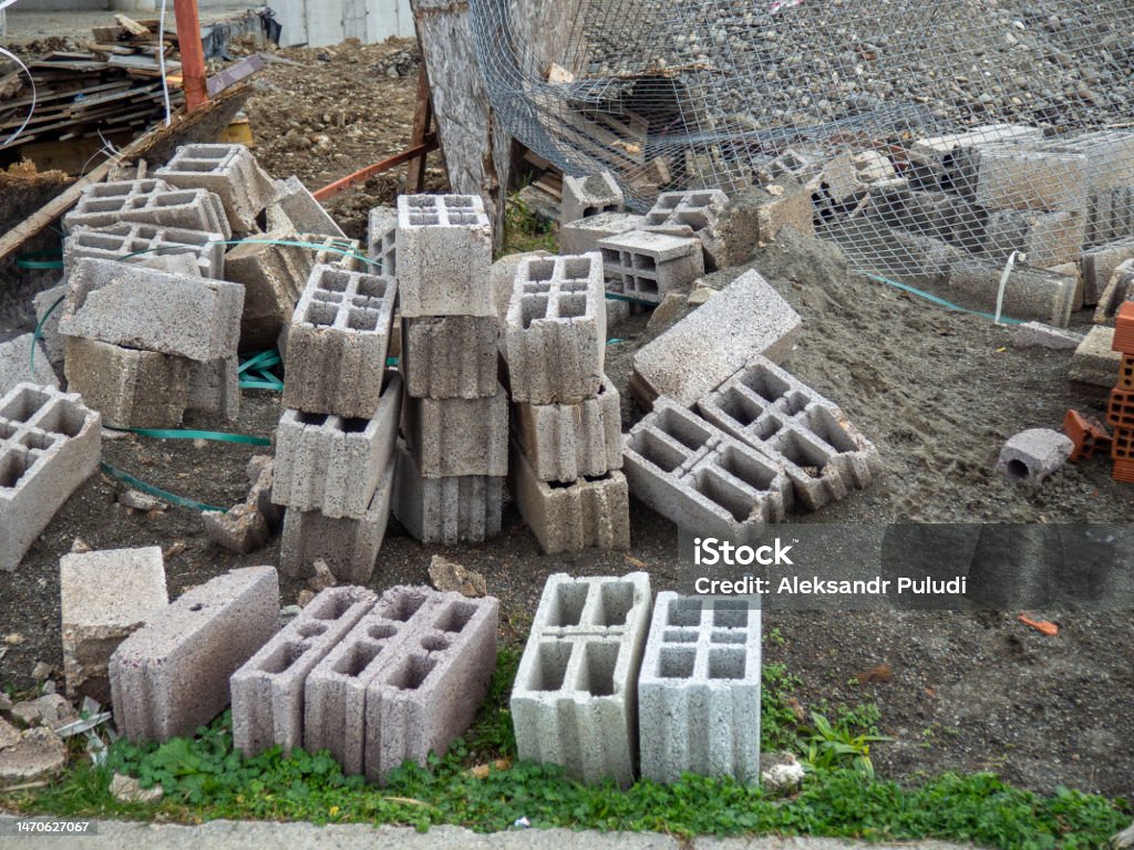 Blok Bangunan Di Tanah Bahan Untuk Pembangunan Rumah Yang Hangat ... Blok Bangunan Di Tanah Bahan Untuk Pembangunan Rumah Yang Hangat ...