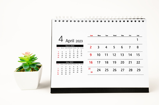 Photo libre de droit de Le Calendrier Mensuel De Bureau Davril 2023 ... Photo libre de droit de Le Calendrier Mensuel De Bureau Davril 2023 ...