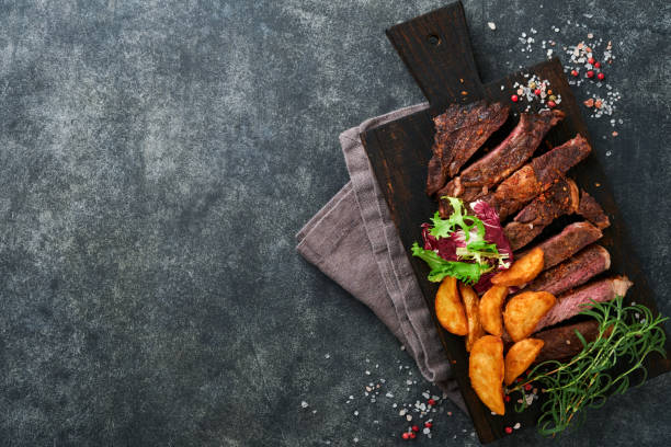40 900 Daging Iga Sapi Steak Iga Foto Foto Stok Potret And Gambar