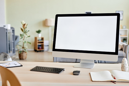 Latar Belakang Mockup Layar Komputer Kosong Di Meja Kerja Di Kantor