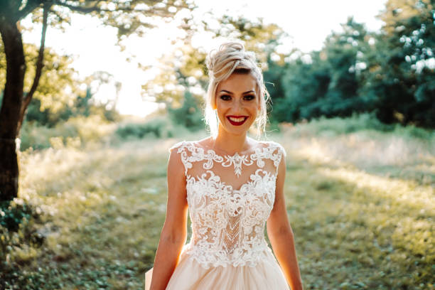 Free picture: A good looking blonde bride in a country style wedding ...