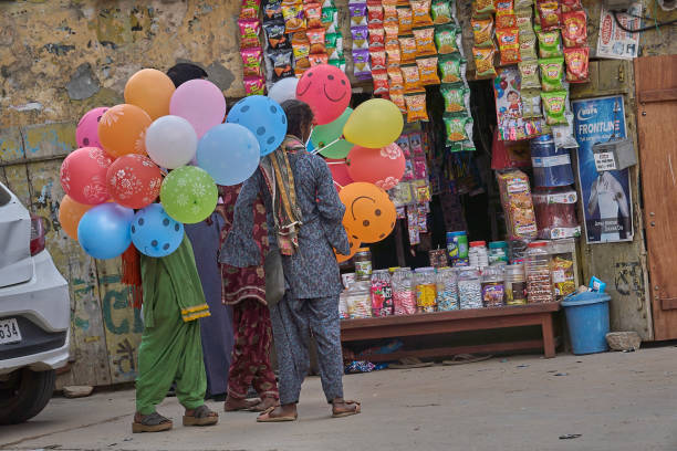 170+ Penjual Balon Foto Foto Stok, Potret, & Gambar Bebas Royalti - iStock 170+ Penjual Balon Foto Foto Stok, Potret, & Gambar Bebas Royalti - iStock