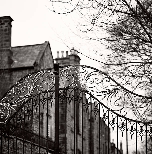 Old Gate Pictures | Download Free Images on Unsplash