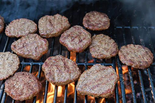 Di Atas Panggangan Api Api Barbekyu Disiapkan Burger Barbekyu Daging