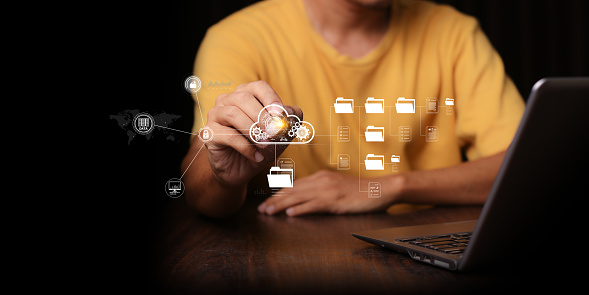 Sistem Komputasi Awan Penyimpanan Dan Transfer Data Jaringan Cloud