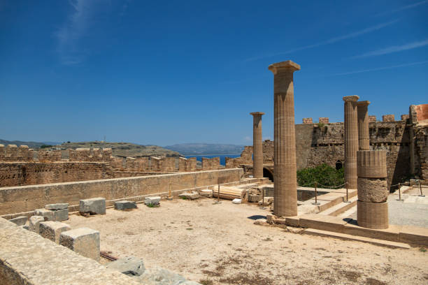 10+ Temple Dathéna Ville De Rhodes Photos, taleaux et images libre de ... 10+ Temple Dathéna Ville De Rhodes Photos, taleaux et images libre de ...