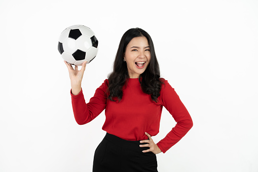 Penggemar Sepak Bola Wanita Asia Yang Bahagia Bersorak Mendukung Tim ... Penggemar Sepak Bola Wanita Asia Yang Bahagia Bersorak Mendukung Tim ...