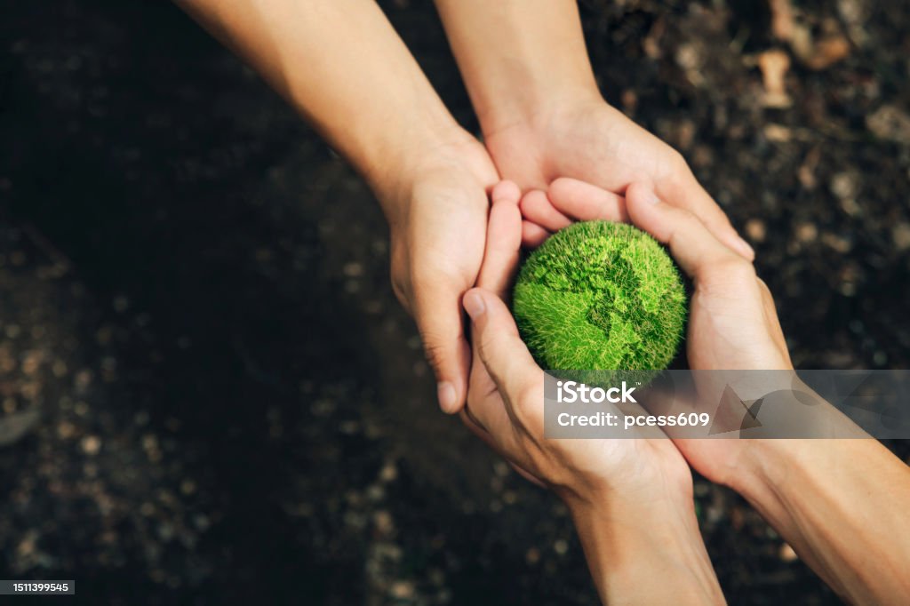 Konsep Hari Bumi Seduniatangan Manusia Merangkul Bumi Hijau Energi ... Konsep Hari Bumi Seduniatangan Manusia Merangkul Bumi Hijau Energi ...