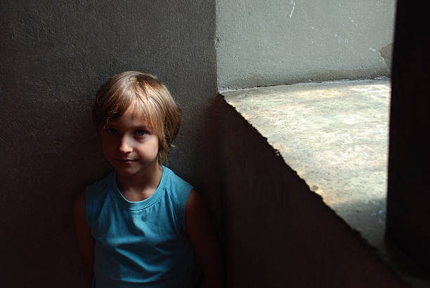 30k+ Sad Boy In Dark Room Pictures | Download Free Images on Unsplash