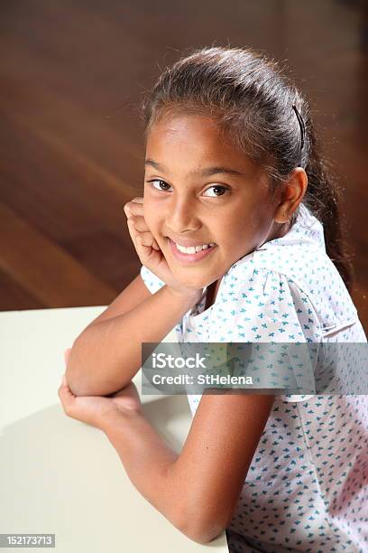 Photo libre de droit de Portrait De La Fille De Lécole Heureux Avec ... Photo libre de droit de Portrait De La Fille De Lécole Heureux Avec ...