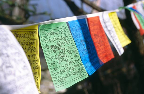 1000+ Tibetan Prayer Flags Pictures | Download Free Images on Unsplash