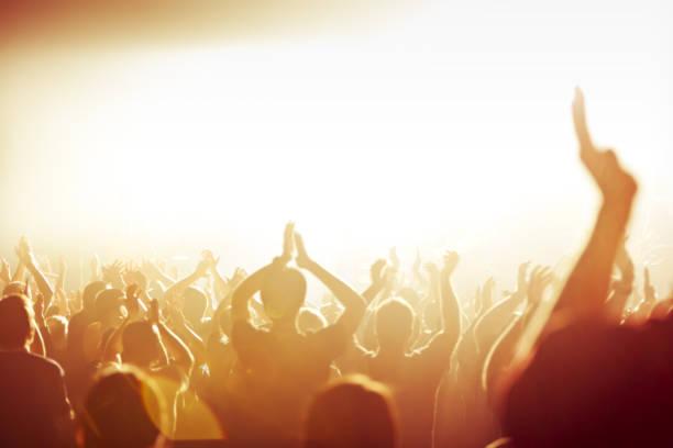 20,900+ Worship Crowd Stock Photos, Pictures & Royalty-Free Images - iStock 20,900+ Worship Crowd Stock Photos, Pictures & Royalty-Free Images - iStock