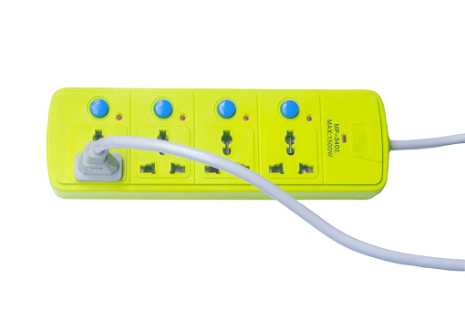 Vista Superior De Enchufe Verde Y Enchufe Eléctrico Blanco Con Línea ... Vista Superior De Enchufe Verde Y Enchufe Eléctrico Blanco Con Línea ...