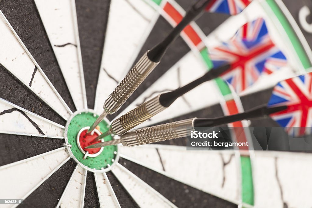 Dart 화살표 다트판 0명에 대한 스톡 사진 및 기타 이미지 0명 과녁 기술 Istock