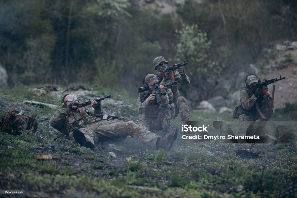 A Tactical Group Of Ukrainian Soldiers Practicing Shooting Skills Stock ... A Tactical Group Of Ukrainian Soldiers Practicing Shooting Skills Stock ...