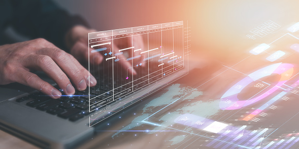 Analis Yang Bekerja Dengan Bisnis Analisis Dan Sistem Manajemen Data Di