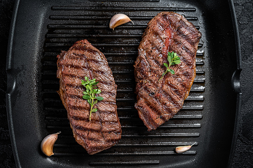 Top Blade Panggang Atau Steak Daging Sapi Panggang Besi Pipih Di Atas